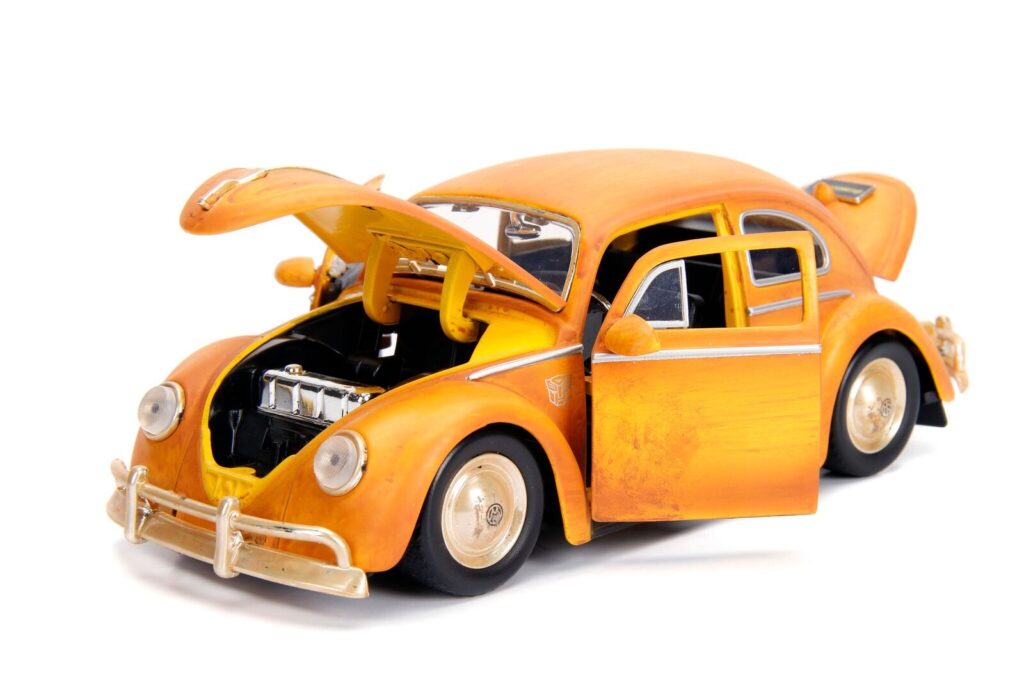 Bumblebee Volkswagen Beetle with Charlie Figure - Bumblebee (2018 ...